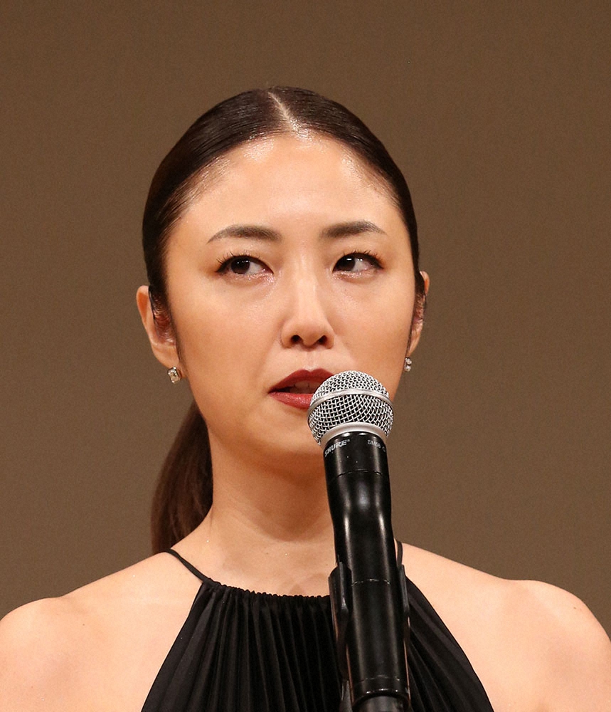 MEGUMI 義父の古谷一行さん追悼「お父さんとの日々は温かく、とても大きな物でした」(スポニチアネックス) | JMMAポータル