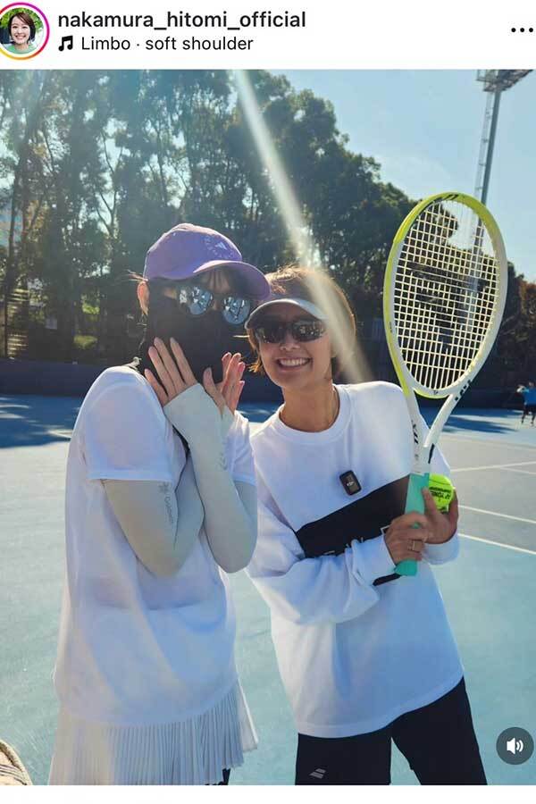 中村仁美、“黒フェイスカバー”女子の「誰？？」クイズにファン反応「あの人しかおらん」(ENCOUNT) | JMMAポータル